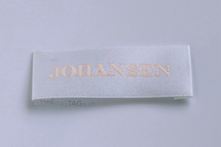 Satin woven label design | clothingtags.cn