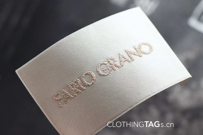 Satin woven label design | clothingtags.cn
